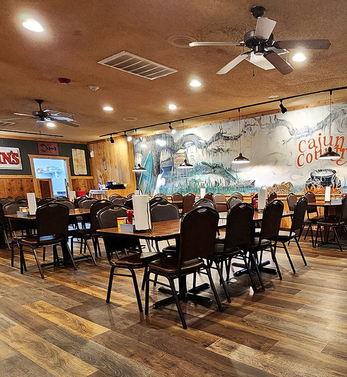 The bayou comes to Branson in this dining room where ceiling fans lazily spin above Cajun-inspired murals.