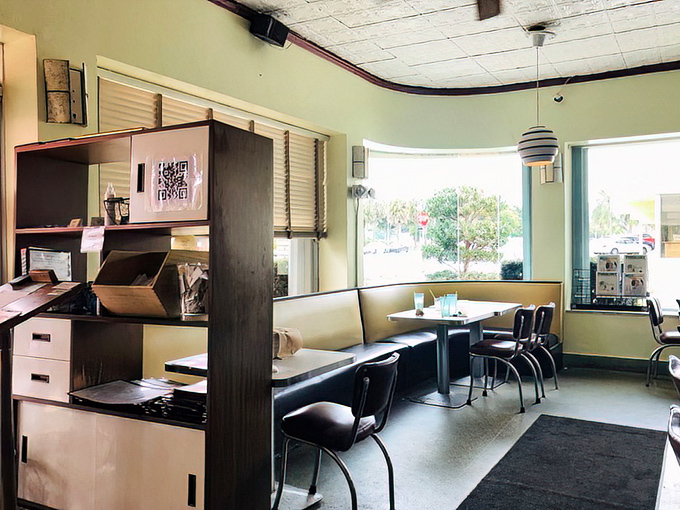 Classic diner booths and vintage pendant lights create that perfect "where everybody knows your name" atmosphere that's increasingly rare in our chain-dominated world.
