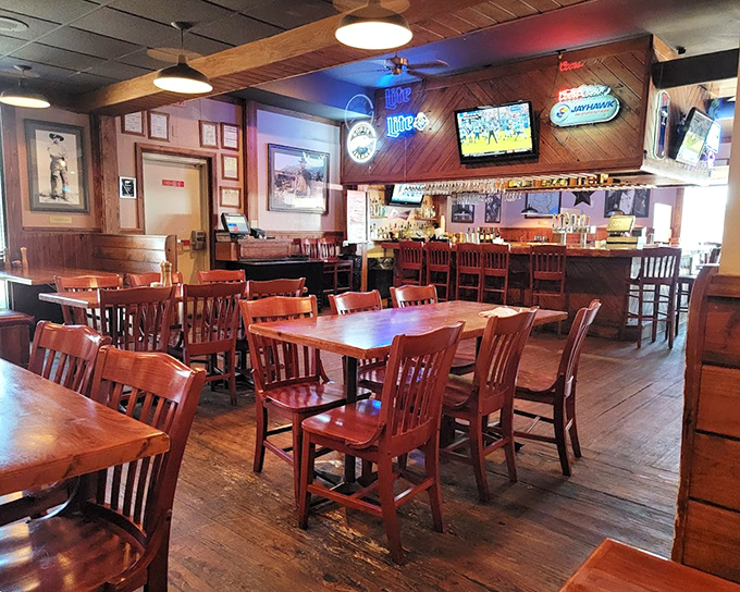 Wood paneling, comfortable seating, and that unmistakable steakhouse ambiance&mdash;this isn't just dinner, it's a proper Midwest meat sanctuary.