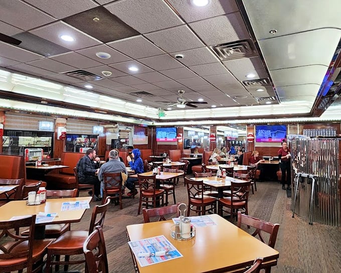 Through the window, it&rsquo;s dinner rush magic&mdash;burgers sizzling, fries crisping, and teamwork tighter than a Motown harmony.