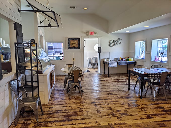 Mismatched chairs, vibrant tablecloths, and walls adorned with local art create that rare "instantly comfortable" vibe that money can't manufacture.