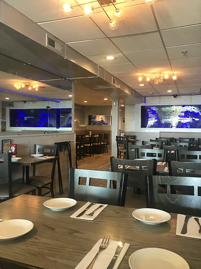 Step inside and the turquoise walls transport you to a coastal Mexican getaway, while the practical wooden tables say, "Yes, we're serious about the food here."