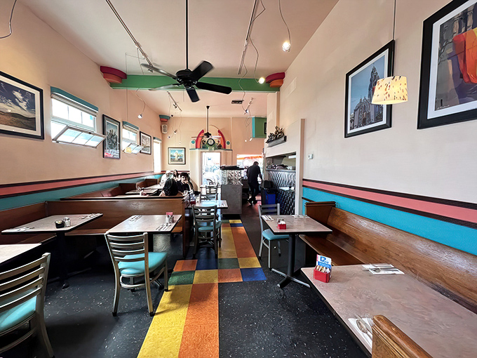 Where retro meets comfort. The multicolored floor tiles lead you through a diner that feels like it's been waiting for you all along.