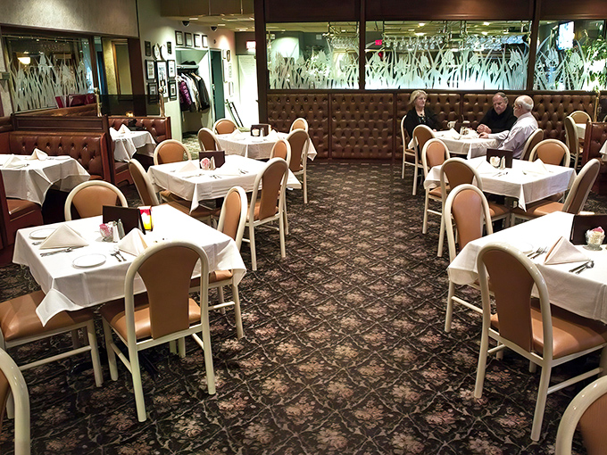 White tablecloths, comfortable chairs, and not a mason jar in sight—this is what dining looked like before Instagram told us how to eat.