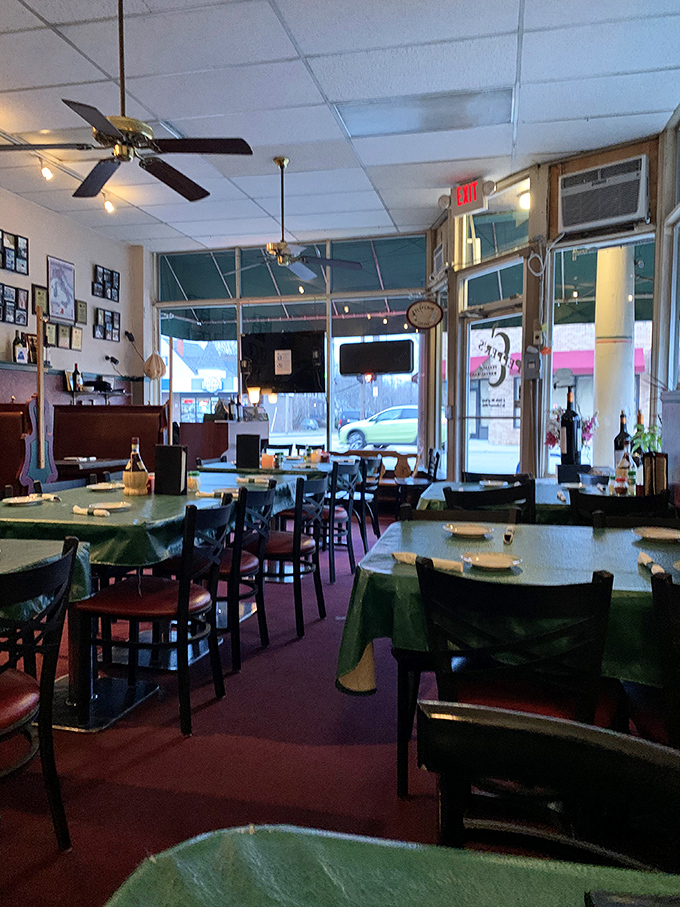 Green tablecloths, ceiling fans, and that unmistakable family-restaurant coziness. Walking in here feels like being welcomed to Sunday dinner at a place where everybody might know your name.