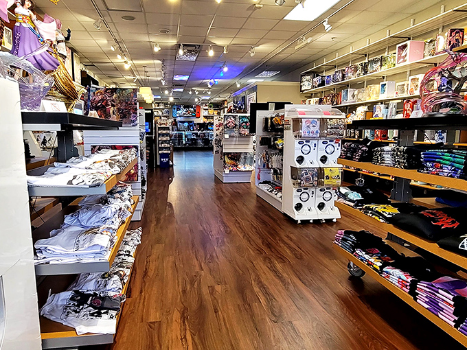 Treasure hunters rejoice! This store's well-organized displays and polished wood floors make bargain hunting feel like an upscale adventure.