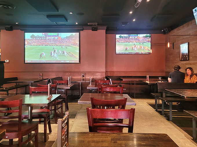Sports on the big screens, barbecue on the tables—Bludso's understands that life's greatest pleasures are best enjoyed together.