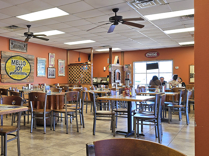Orange walls and Mello Joy signs &ndash; it's like stepping into your favorite aunt's kitchen from 1975.