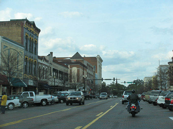 Downtown Thomasville's preserved architecture tells stories of bygone eras while housing shops and eateries that keep the district vibrantly alive.