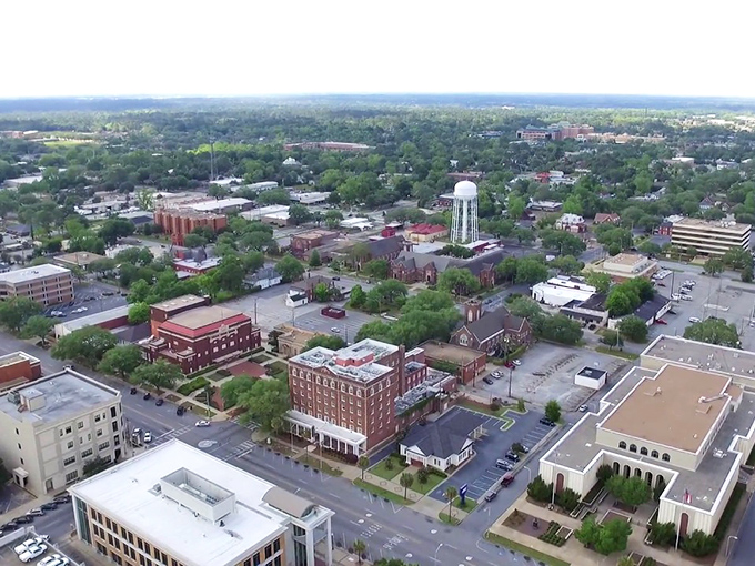 Albany's charming streetscape showcases historic architecture where retirement dollars find their happy place.