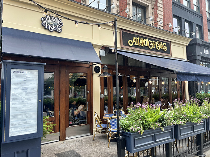 Atlantic Fish Company: Classic Boston elegance meets seafood obsession. Those navy awnings have sheltered generations of happy clam-lovers.