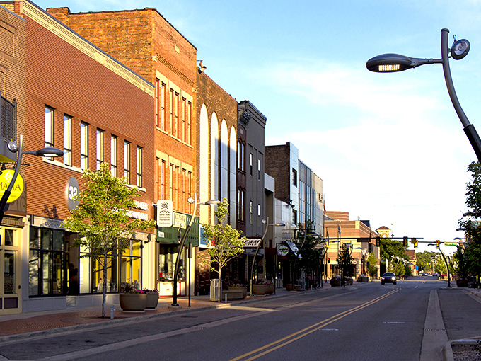 Battle Creek's downtown invites leisurely strolls past buildings that have witnessed America's breakfast revolution unfold.