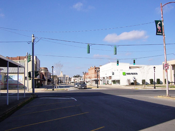 Crowley's charming downtown invites leisurely strolls without emptying your wallet. The traffic lights are just for show&mdash;nobody's in a hurry here.