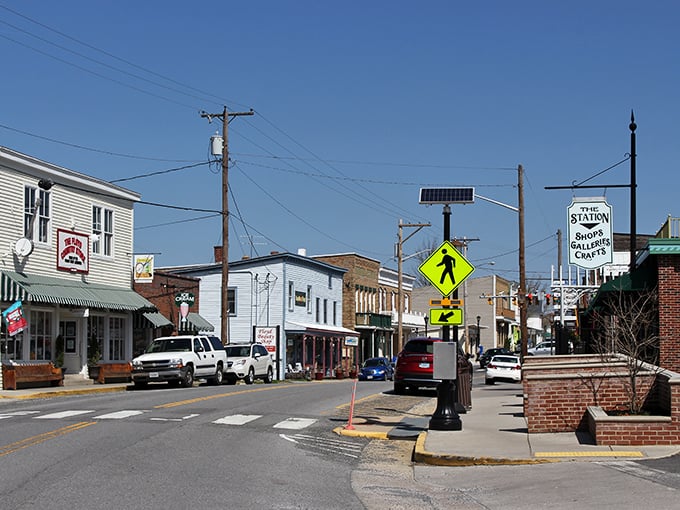 Floyd's Main Street showcases the town's artistic spirit, with colorful storefronts that promise treasures for those who wander.