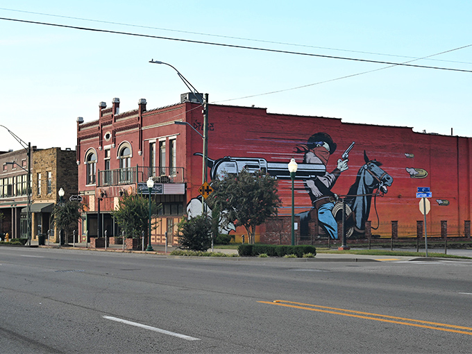 Where the Wild West meets wallet-friendly: Fort Smith's downtown offers a glimpse of history without the historical prices.