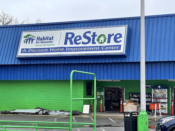 That bold blue and green combo isn't just eye-catching&mdash;it's practically shouting "DIY treasures inside!"