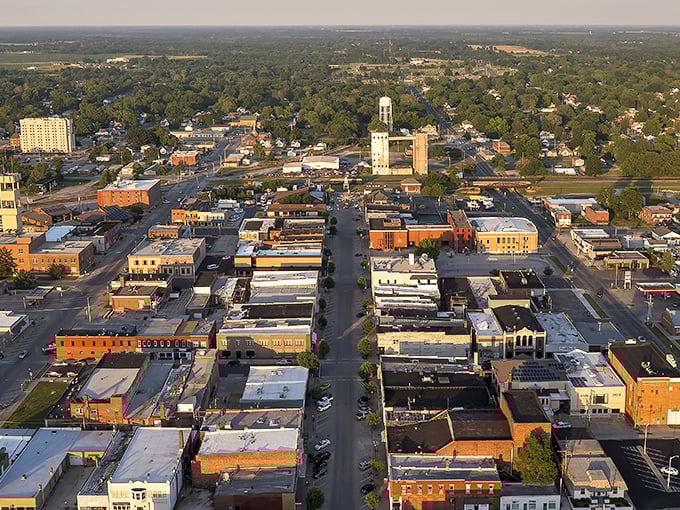 From above, this Missouri gem spreads out like a perfectly planned neighborhood from yesteryear's dreams.