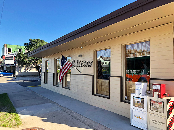 O'Steen's unassuming facade is like a poker player with a royal flush &ndash; nothing flashy until you taste what's inside.