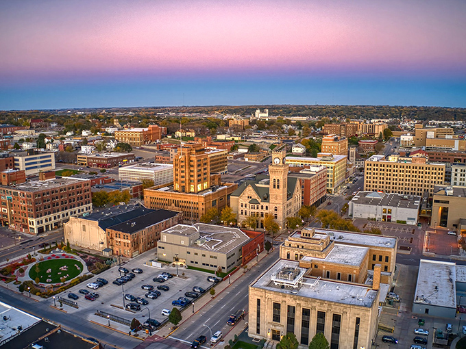 Sioux City's downtown skyline proves you don't need skyscraper prices for a sky-high quality of life.
