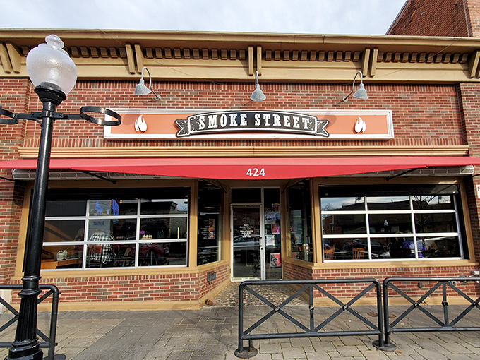 Those big windows aren't just for show - they're previews of the smoky magic happening inside.