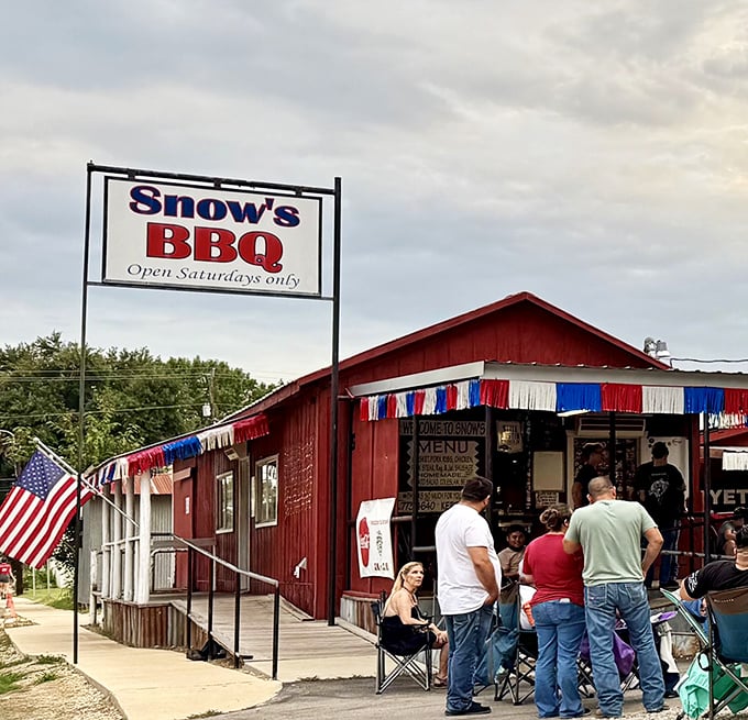 Snow's BBQ's festive red and white exterior is like a BBQ carnival that only comes to town on Saturdays. Worth setting your alarm for!