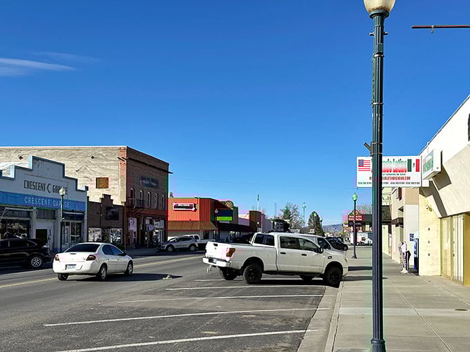 Yerington's sun-drenched main street offers the kind of peace that big city folks pay therapists to achieve.