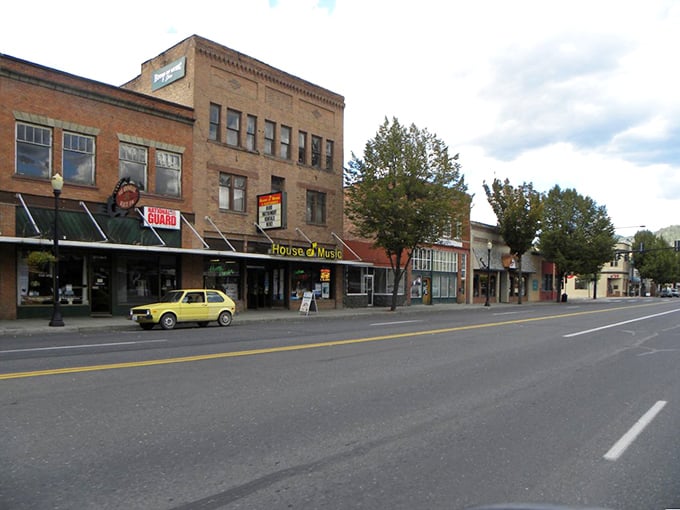 Classic Americana lives on these peaceful streets where time moves just right.