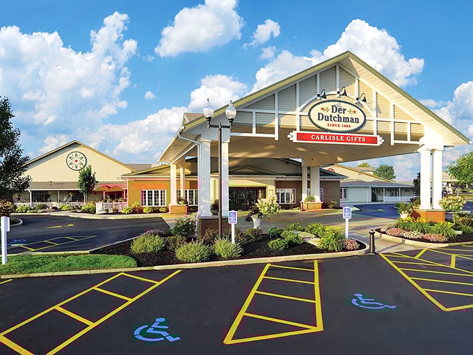 Plain City's treasure where family-style portions arrive like generous hugs from your favorite grandmother.