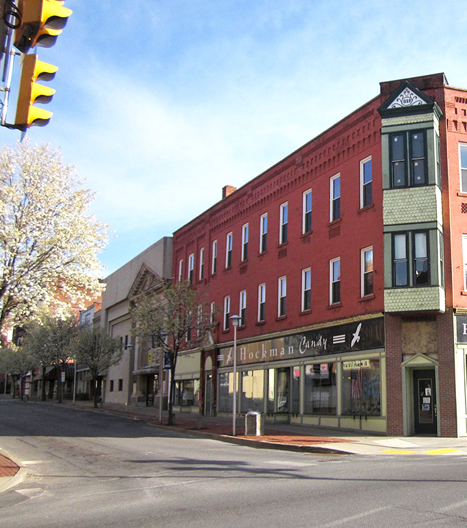 DuBois proves that good things come in perfectly sized packages with walkable downtown appeal.