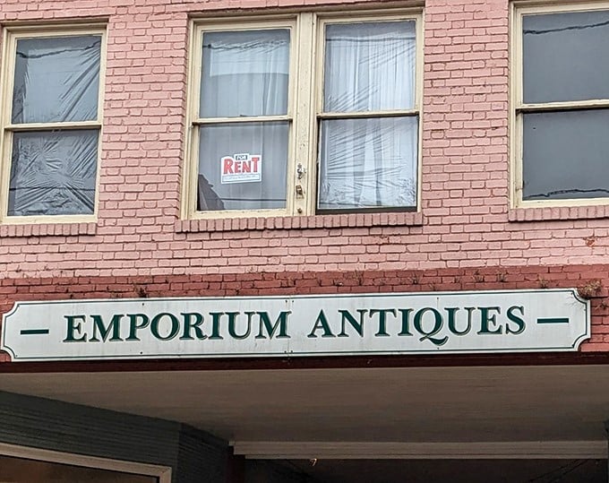 A "For Rent" sign in the window? Don't worry &ndash; it's probably just another antique waiting for the right collector to take home!