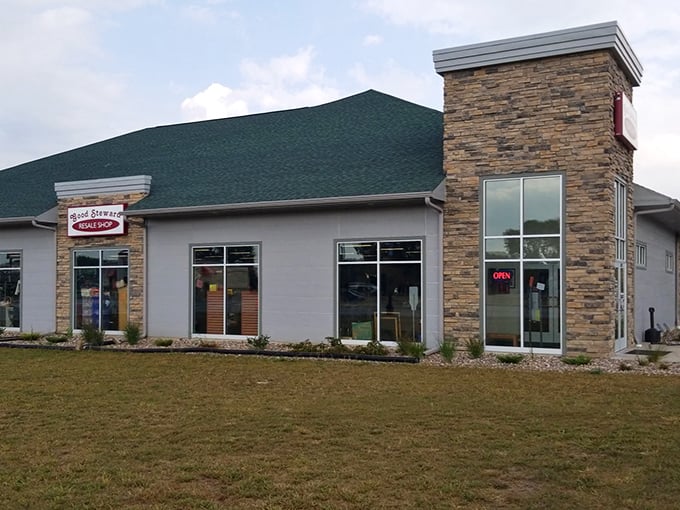 This sleek building design makes secondhand shopping feel like a first-class retail experience.