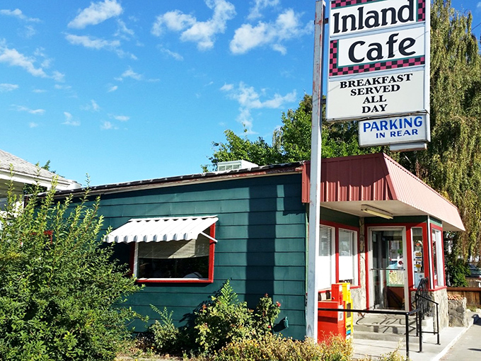 Cheerful awnings and a promise of all-day breakfast&mdash;the Inland Cafe knows exactly what road-weary travelers need most.