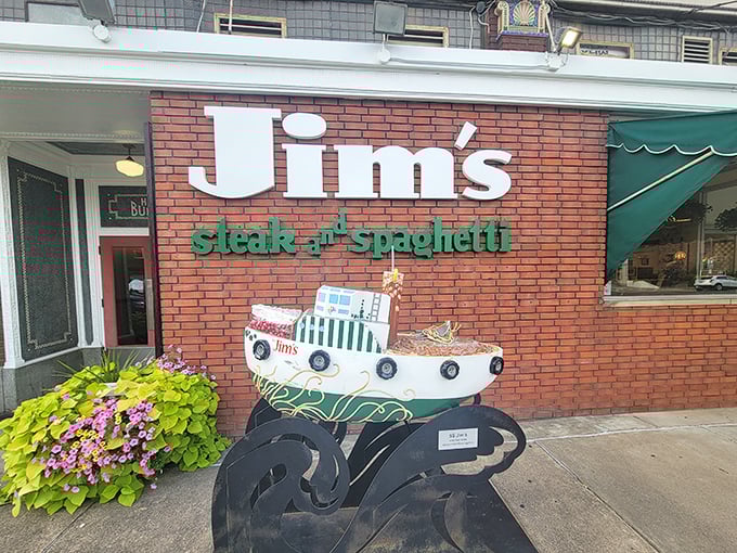 That little boat outside Jim's isn't just decoration&mdash;it's a landmark! "Meet me by the boat" is Huntington shorthand for "Let's eat something amazing."