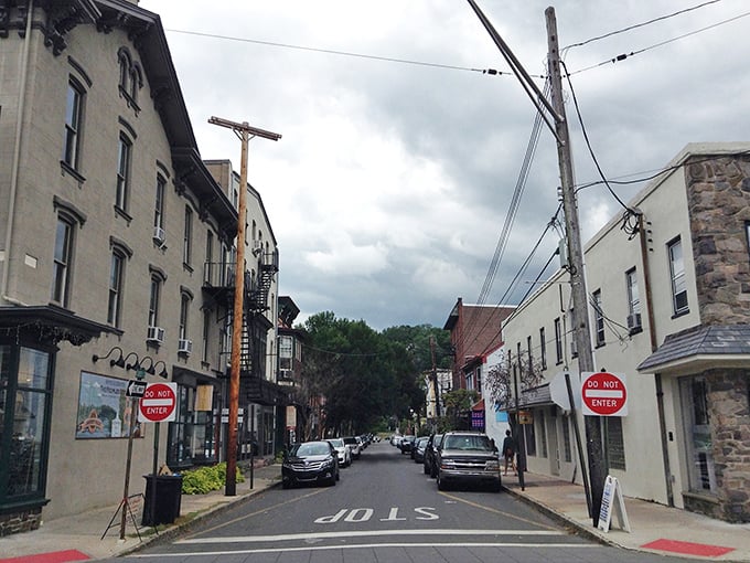 This historic gem proves that some towns age like fine wine, getting better with time.