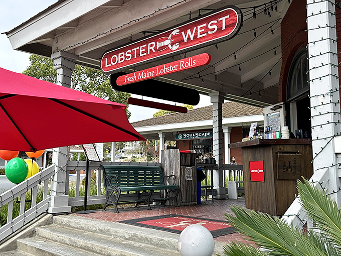 Step into Lobster West and leave your seafood worries behind. Those colorful balloons say "party time for your taste buds!"