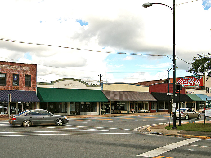 Marianna's charming storefronts harken back to simpler times. The kind of Main Street where soda fountains and five-and-dimes once thrived.