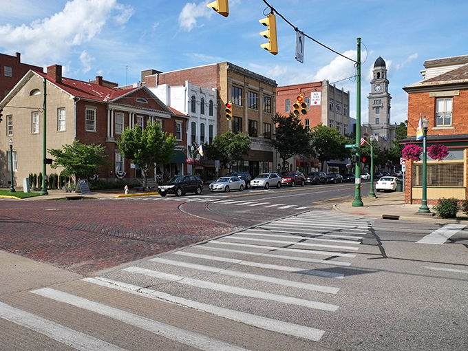 The brick-paved streets of downtown Marietta offer a perfect backdrop for making memories. Norman Rockwell would've set up his easel right here.