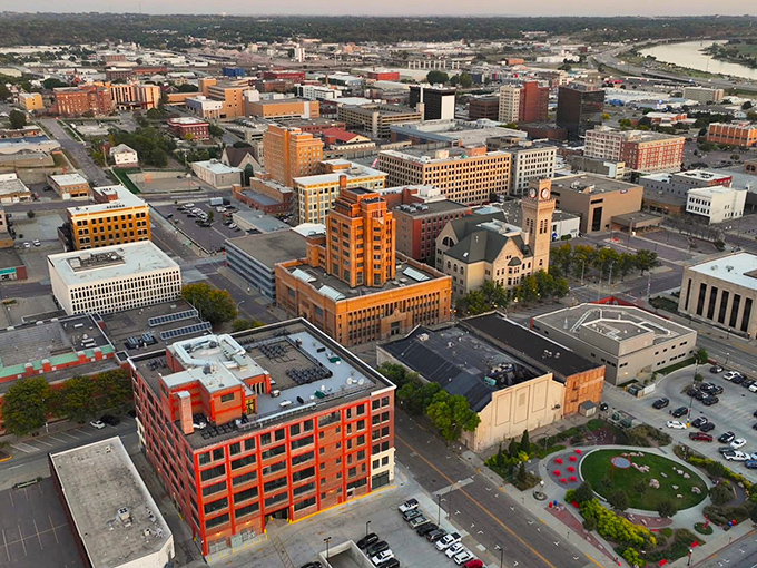 The Missouri River flows past Sioux City like liquid gold for budget-conscious retirees seeking waterfront charm.