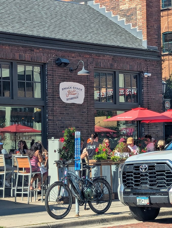 The patio buzz and red umbrellas signal this North Loop spot knows how to party, seafood-style.
