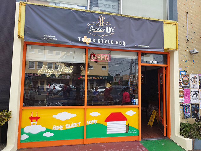 Like finding a cowboy boot in Silicon Valley &ndash; Smokin D's unexpected Texas flavor brightens this San Francisco street.