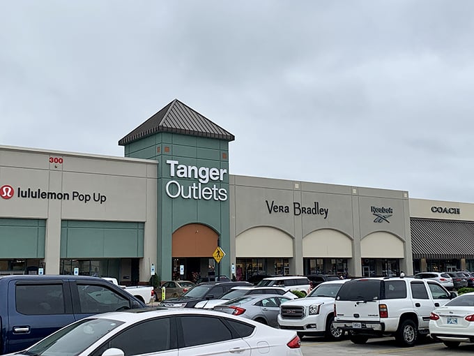 Rustic charm meets retail therapy at Tanger Outlets. Those red roofs could make Santa jealous of this gift-giving headquarters!