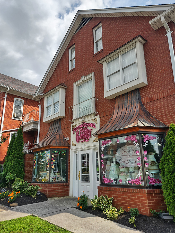 Those curved windows aren't just pretty - they're showcasing edible art that'll make your sweet tooth sing.