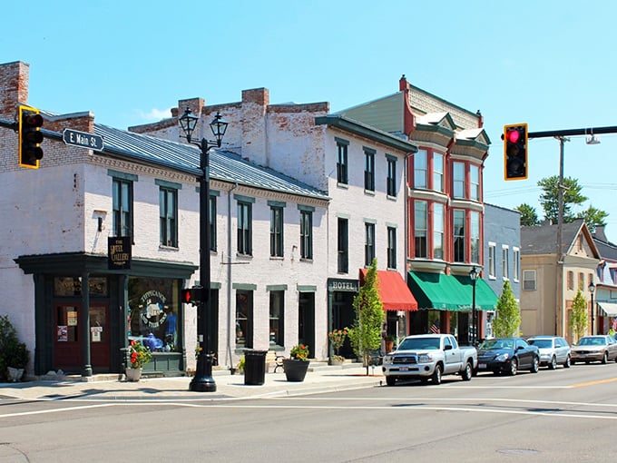 These street and vintage lampposts in Tipp City create an atmosphere where rushing feels almost disrespectful to the town's leisurely rhythm.