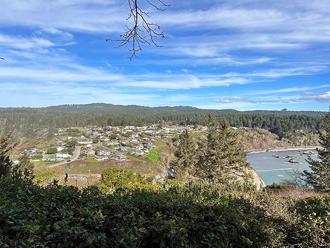 This coastal village sits pretty on bluffs like nature's own penthouse suite.