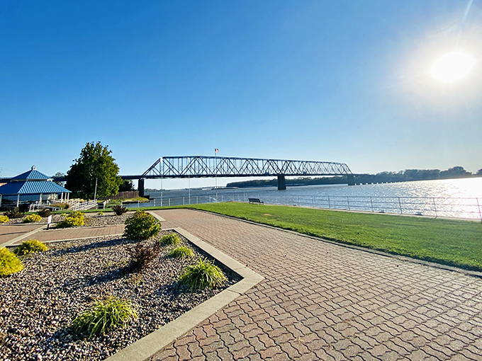 Maine Street's colorful storefronts showcase Quincy's architectural DNA&mdash;like a Midwest version of a European village, minus the impossibly small cars.