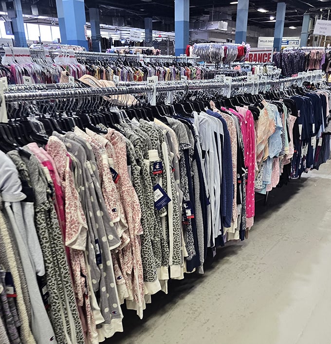 Fashion paradise stretches as far as the eye can see. These endless racks of clothing offer everything from everyday essentials to statement pieces that would make any fashionista swoon.