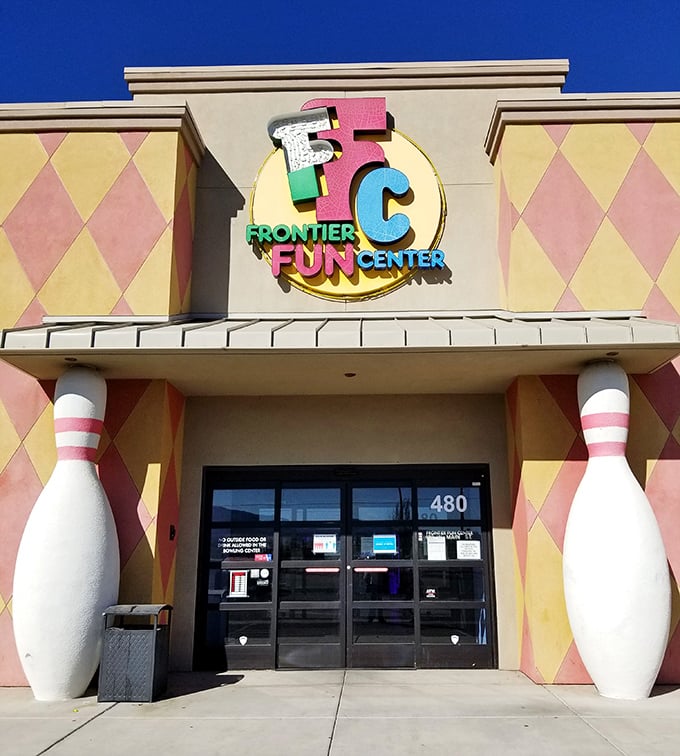 Those giant bowling pins flanking the entrance promise fun without the Vegas attitude&mdash;just good old-fashioned entertainment at prices that won't hurt.
