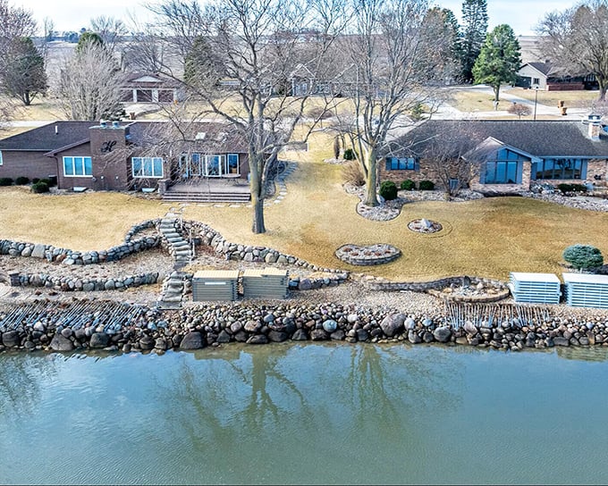 Lakefront living at its finest &ndash; where your backyard stretches all the way to the horizon.