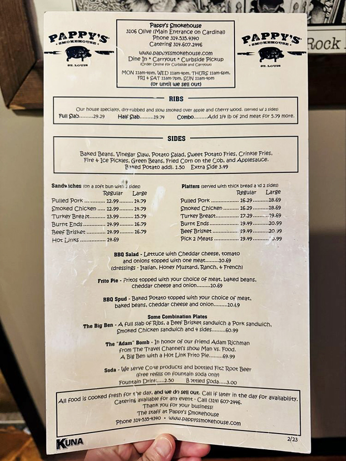 A menu that cuts to the chase: meat, sides, and combinations thereof. The roadmap to happiness is surprisingly straightforward.