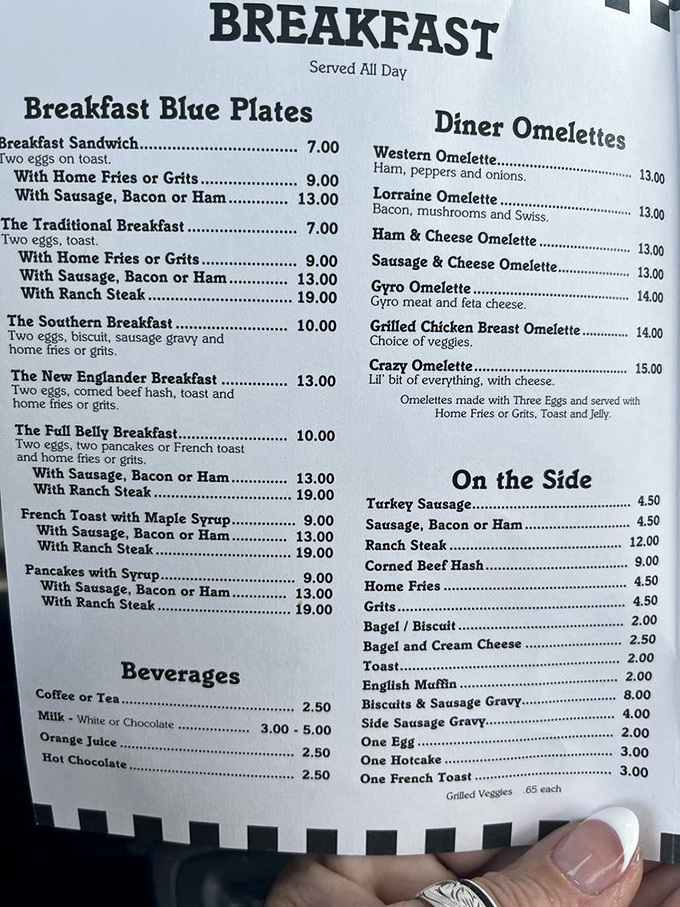 The menu reads like a greatest hits album of American breakfast classics. No molecular gastronomy here, just honest food that satisfies the soul.